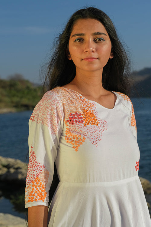 Okhai 'Riverside' Pure Cotton Hand Embroidered Mirror Work Dress ...